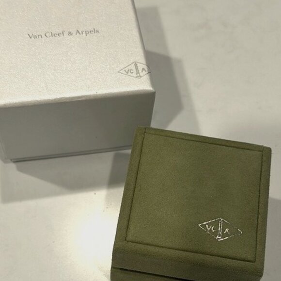 Van Cleef & Arpels | Jewelry | Van Cleef Arpels Gift Box | Poshmark